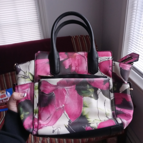 reed | Bags | Reed Bags Colorful Reed Designer Floral Crossbody Purse ...